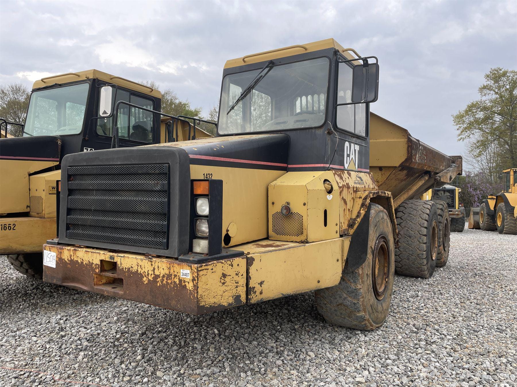SOLD - Caterpillar D250E Construction with 26,216 Hrs | Tractor Zoom