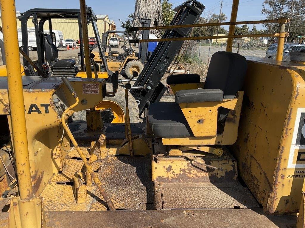 Tractor Zoom - Caterpillar D5-98J