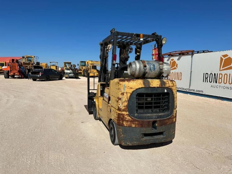 Caterpillar GC40K Construction Forklifts for Sale | Tractor Zoom