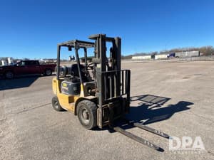 SOLD - Caterpillar GP25K Lot No. 21 Construction with 7,047 Hrs ...