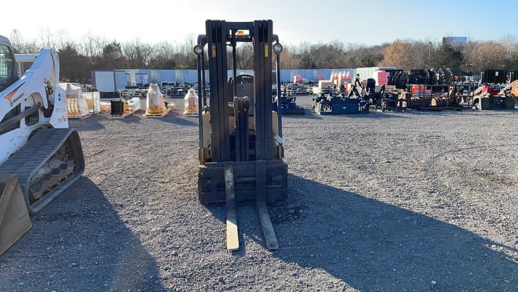 Caterpillar T50D Construction Forklifts for Sale | Tractor Zoom