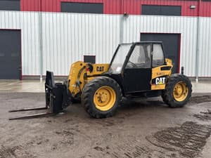 SOLD - CAT TH220B Telehandler Construction with 6,327 Hrs | Tractor Zoom