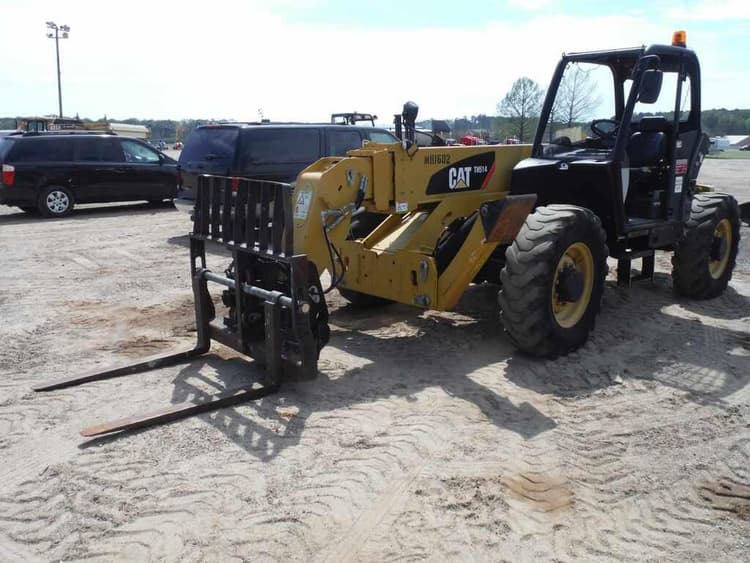 SOLD - Caterpillar TH514 Construction Telehandlers | Tractor Zoom