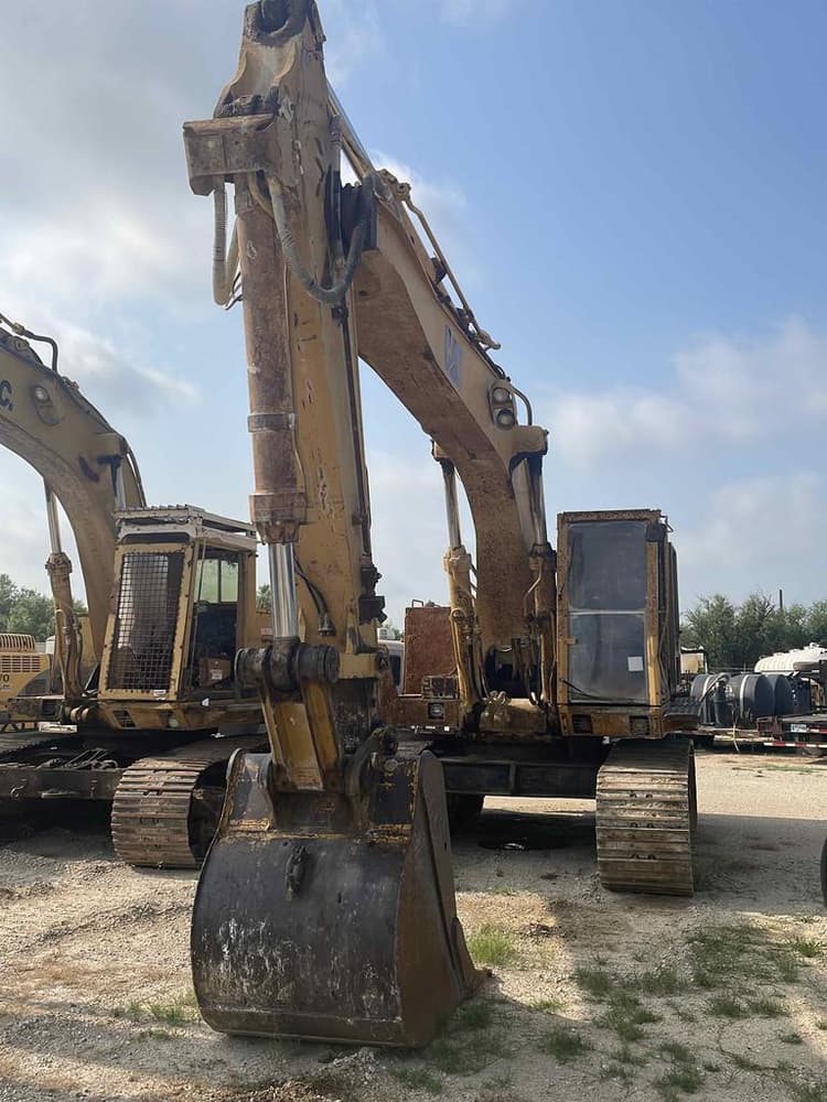 Caterpillar 235C Construction Excavators for Sale | Tractor Zoom