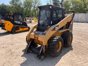 SOLD - Caterpillar 252 Skid Steer Loader Construction with 3,017 Hrs | Tractor Zoom