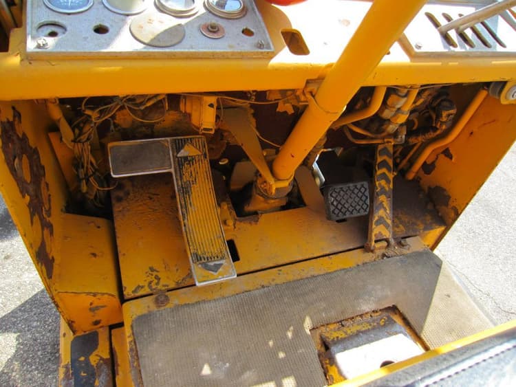 Caterpillar T40B Construction Forklifts for Sale | Tractor Zoom