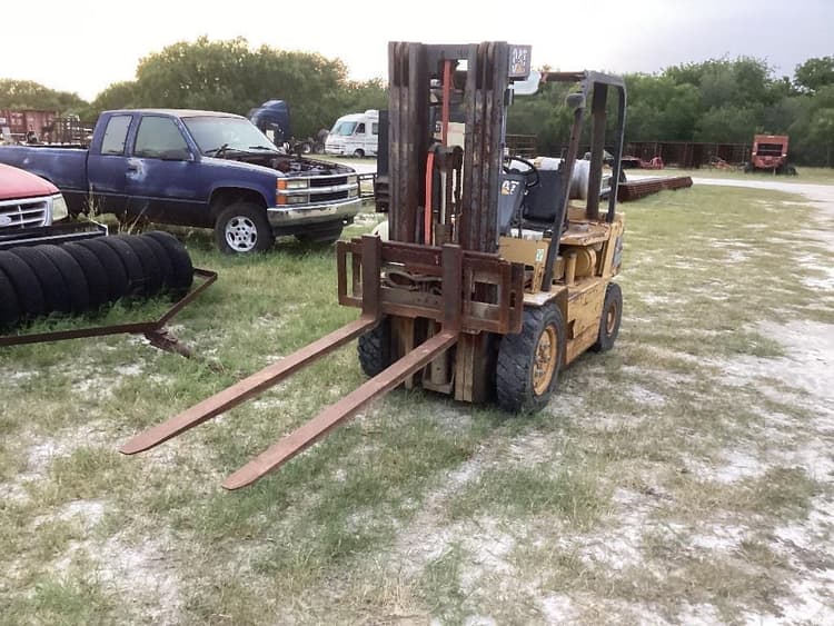 Caterpillar 50E Construction Forklifts for Sale | Tractor Zoom