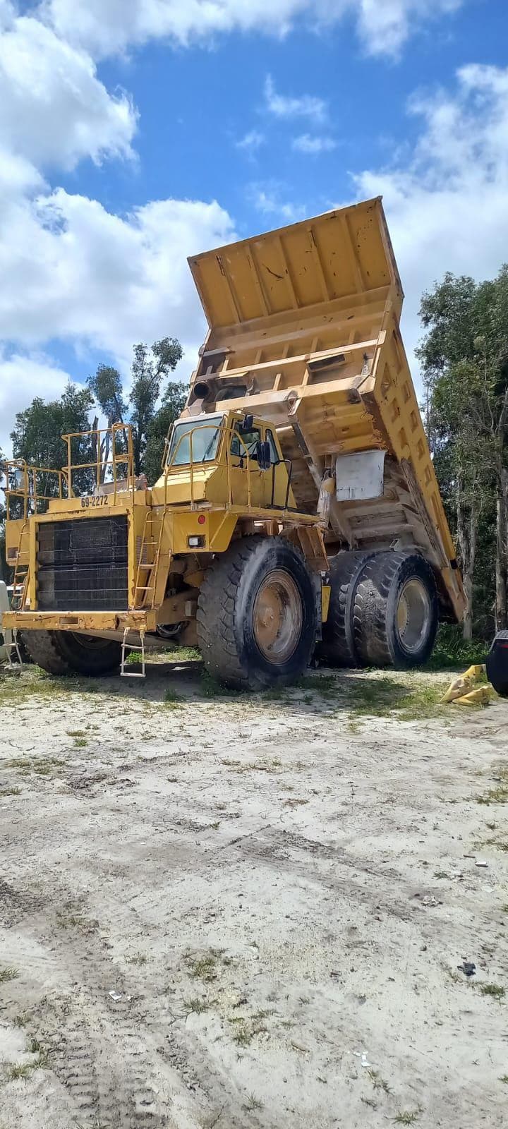 SOLD - Caterpillar 777D Construction Off-Highway Trucks | Tractor Zoom