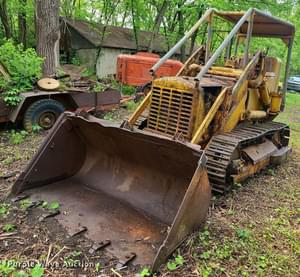 SOLD - Caterpillar 933 track loader Construction with --- Hrs | Tractor ...
