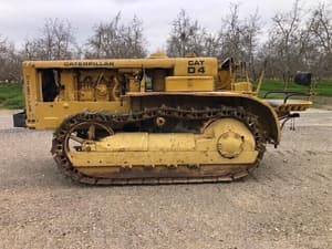 SOLD - Caterpillar D4, 6U Orchard model Construction with --- Hrs ...