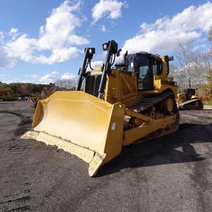 SOLD - Caterpillar D8T Lot No. 606111 Construction with --- Hrs ...