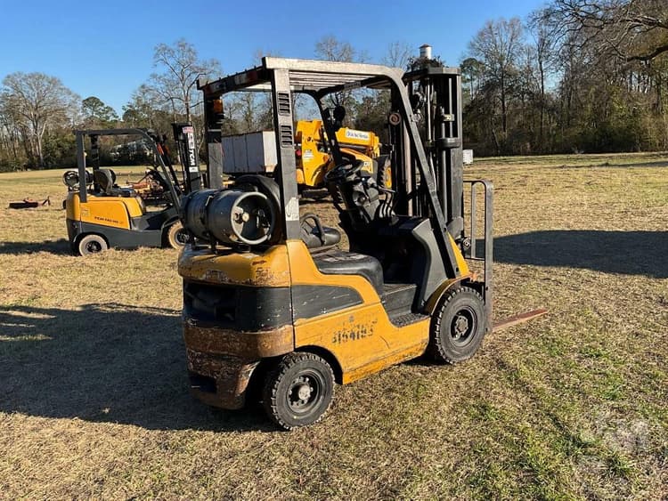 Caterpillar P3000 Construction Forklifts for Sale | Tractor Zoom