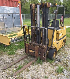 SOLD - Caterpillar T45C Lot No. DW1925 Construction with --- Hrs ...