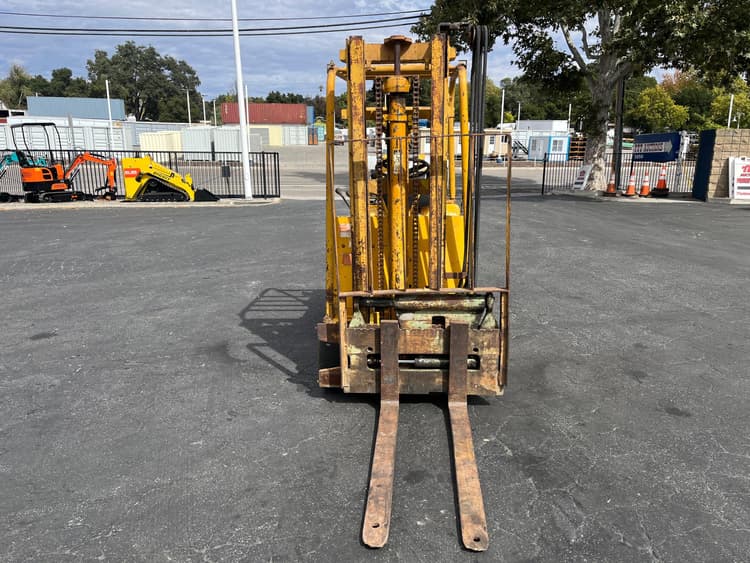 Caterpillar T50B Construction Forklifts for Sale | Tractor Zoom
