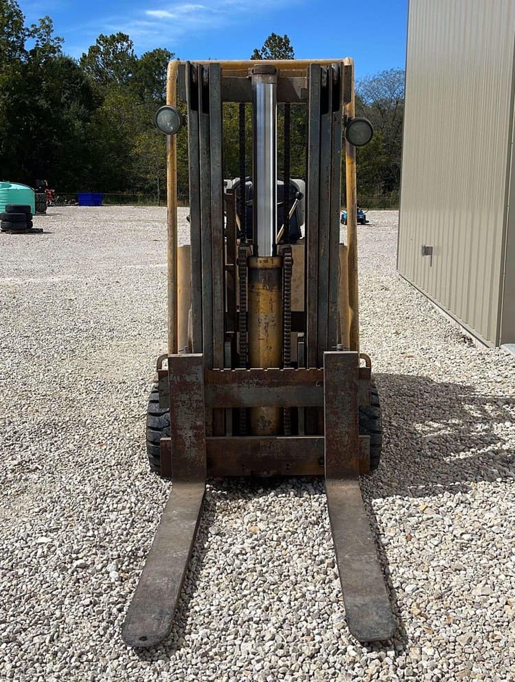 Caterpillar T60B Construction Forklifts for Sale | Tractor Zoom