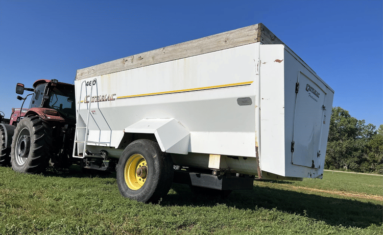 Cattlelac 460 Hay and Forage Grinders/Mixers for Sale | Tractor Zoom