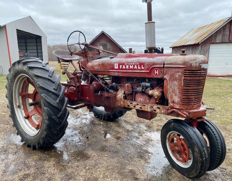 SOLD - Farmall H Tractors Less than 40 HP | Tractor Zoom