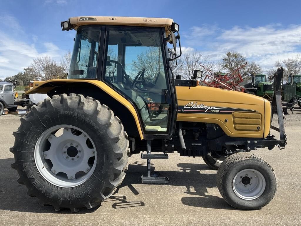 Tractor Zoom - Challenger MT445