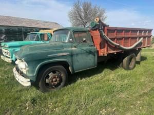 SOLD - Chevrolet 6400 Lot No. 33 Other Equipment with --- mi | Tractor Zoom