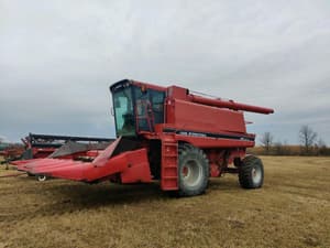 SOLD - CIH 1063 Axle Flow combine Combines with 4,684 Hrs | Tractor Zoom