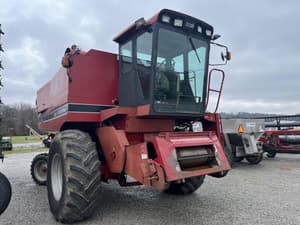 SOLD - CIH 1640 COMBINE Combines with 3,361 Hrs | Tractor Zoom