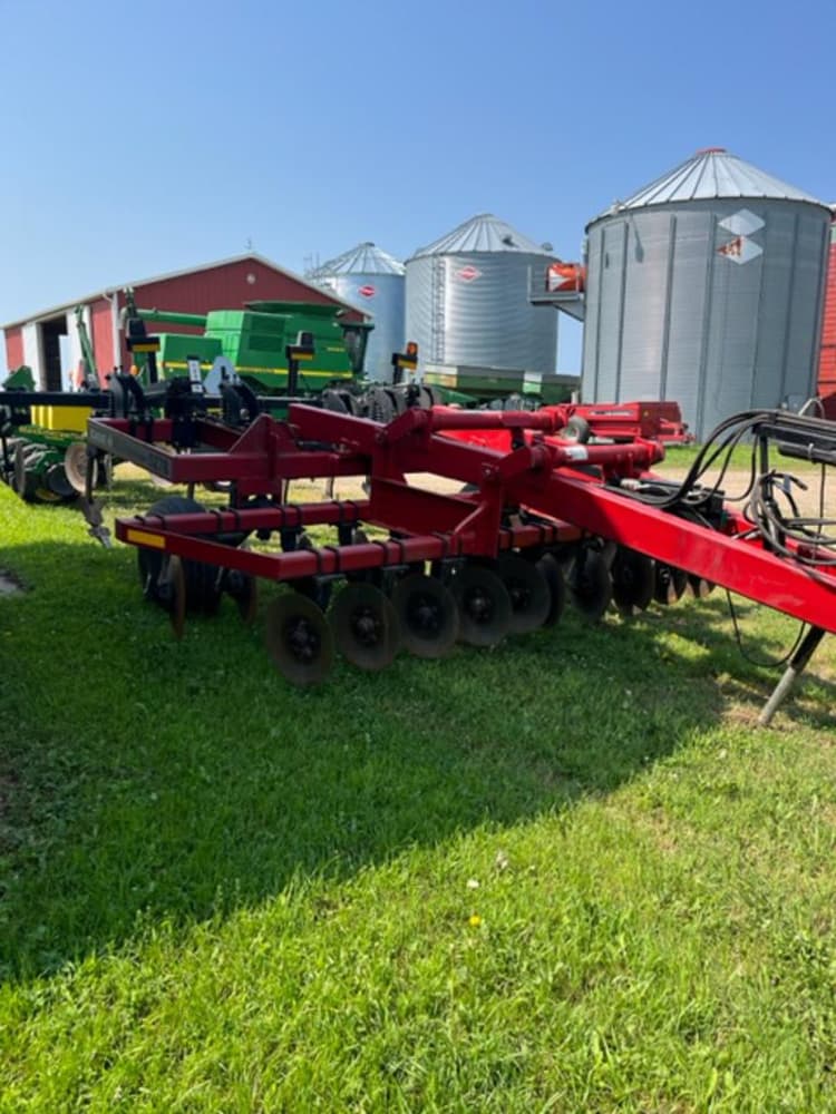 Case IH Ecolo-Tiger 527B Tillage Disk Rippers for Sale | Tractor Zoom