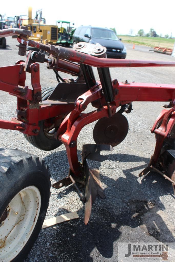 Case IH 720 Tillage Plows for Sale | Tractor Zoom