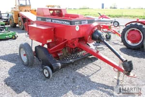 SOLD - CIH 8520 In-Line baler Hay and Forage with --- Bales | Tractor Zoom