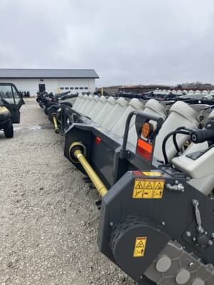 SOLD - 2021 CLAAS 12-30 Stock No. EQ0113673 Harvesting with 12 Rows ...