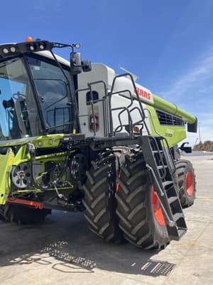 2021 CLAAS Lexion 7500 Stock No. EQ0113672 Combines For Sale with 856 ...