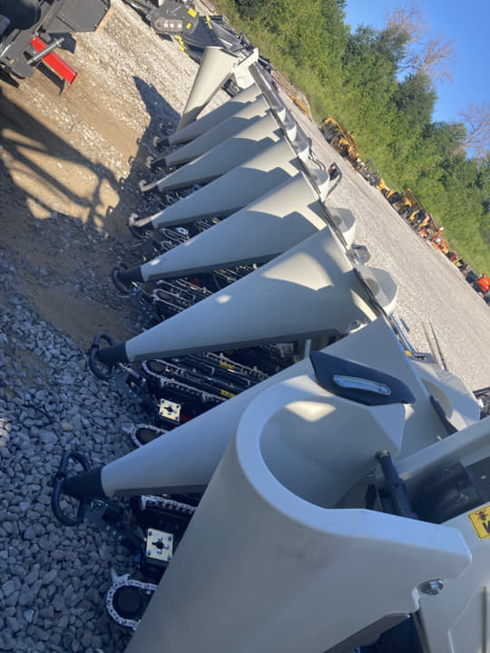 2023 CLAAS 8-30C Harvesting Headers - Row Crop for Sale | Tractor Zoom