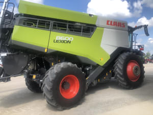 SOLD - 2023 CLAAS Lexion 8600 Stock No. EQ0072652 Combines with 2 Hrs ...