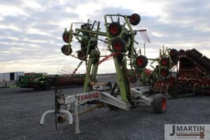SOLD - CLAAS Liner 3000 Lot No. 5737 Hay and Forage with 32 ft ...