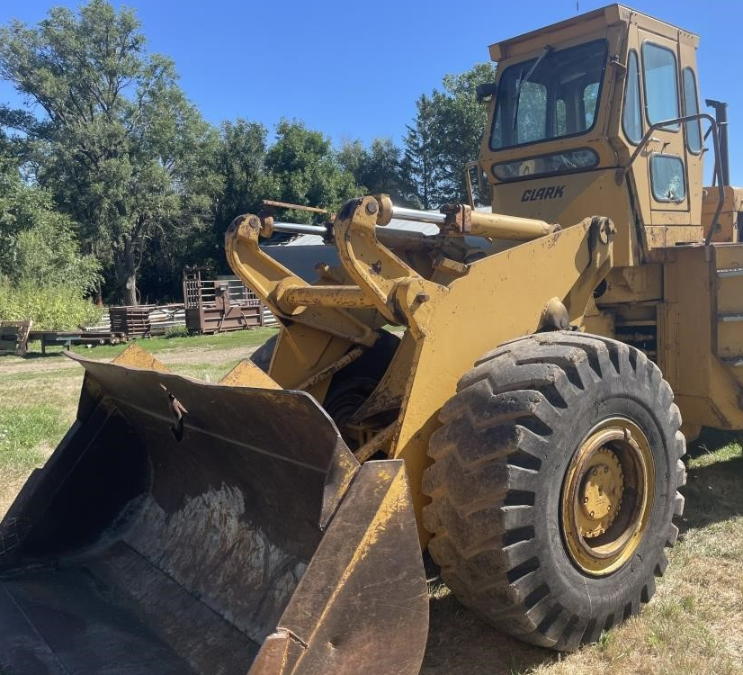 SOLD - Clark 55B Construction with --- Hrs | Tractor Zoom