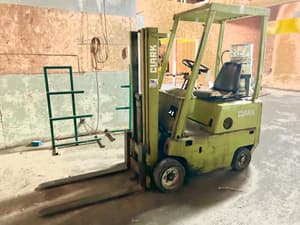 SOLD - Clark C500 Lot No. 1 Construction with --- Hrs | Tractor Zoom