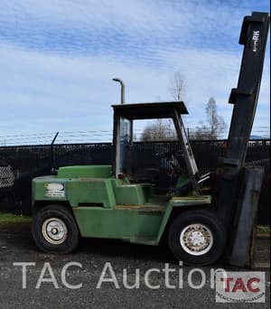 SOLD - Clark C500Y135 Lot No. 920 Construction with 1,851 Hrs | Tractor ...