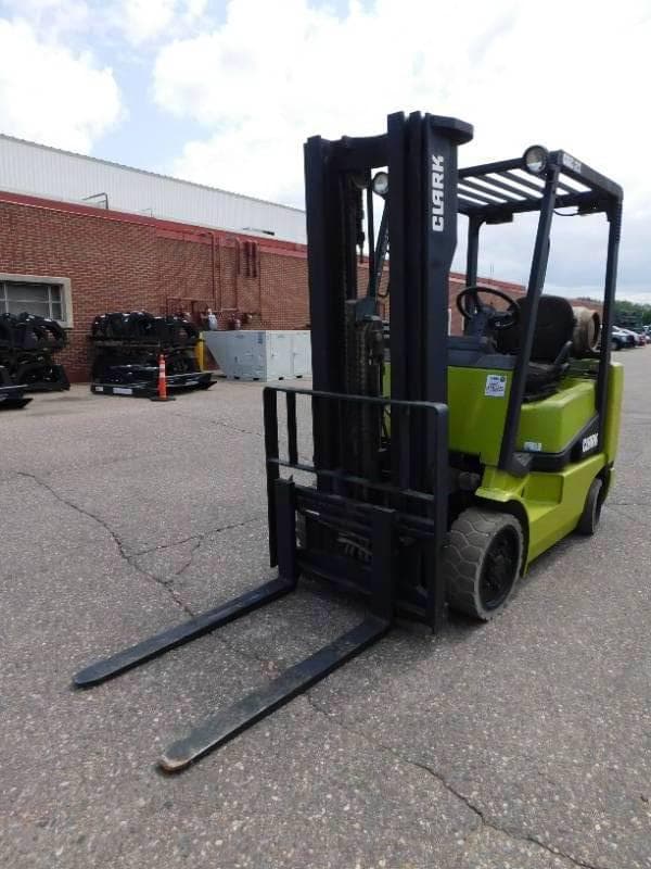 Clark CGC25 Construction Forklifts for Sale | Tractor Zoom
