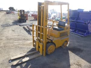 SOLD - Clark CL-41 Lot No. 3301 Construction with --- Hrs | Tractor Zoom