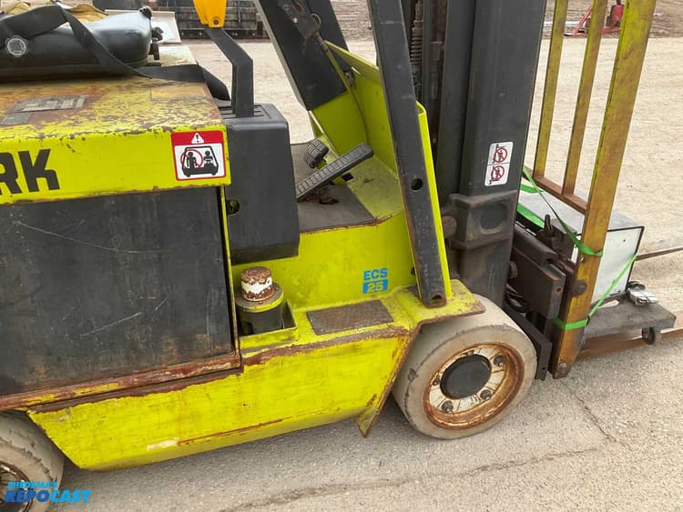 Clark ECS25 Construction Forklifts for Sale | Tractor Zoom