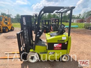 Clark ECX20 Lot No. 1306 Construction For Sale with 2,127 Hrs | Tractor ...