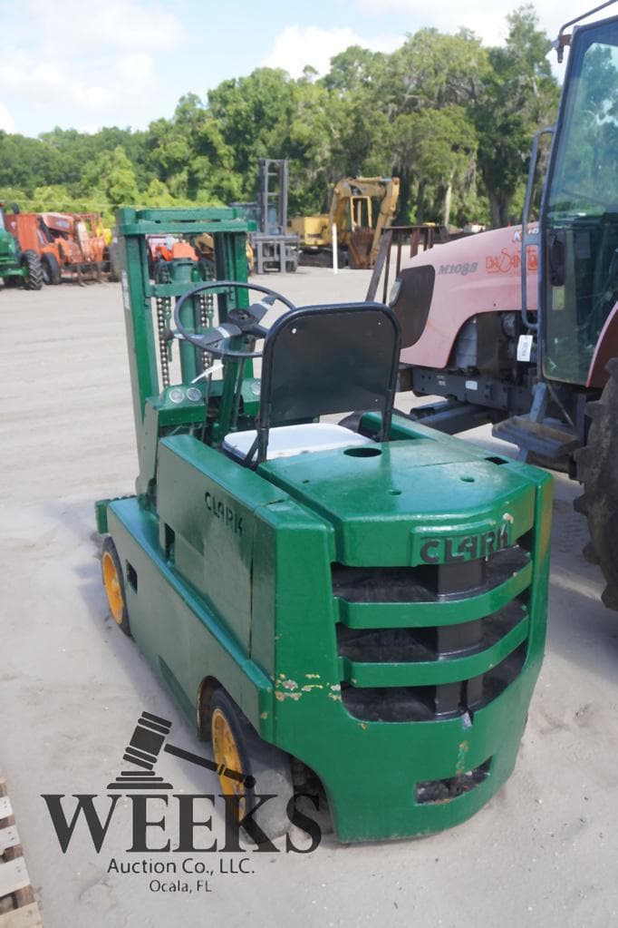 Clark C40B Other Equipment Lifts for Sale | Tractor Zoom
