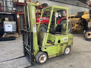 SOLD - Clark Forklift (DR4237) Construction with 2,501 Hrs | Tractor Zoom