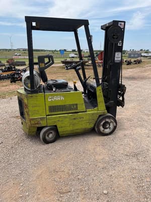 Clark GCS15 Lot No. 29 Construction For Sale with 6,001 Hrs | Tractor Zoom