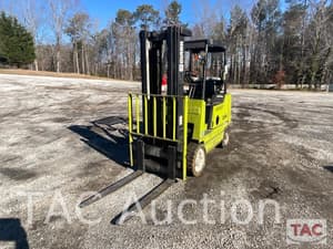 SOLD - Clark GCS20MB Lot No. 904 Construction with 1,714 Hrs | Tractor Zoom