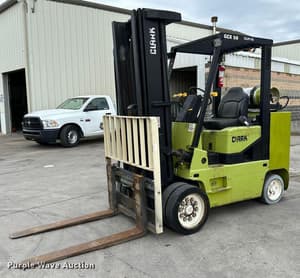 SOLD - Clark GCX50 Lot No. NL9762 Construction with 6,544 Hrs | Tractor ...