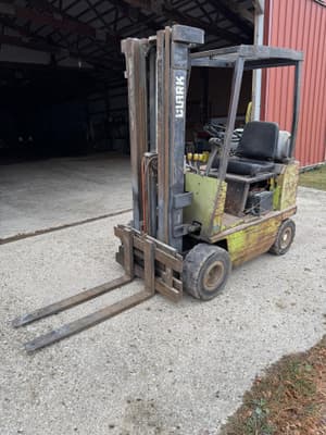 SOLD - Clark GPS15 Lot No. 12077 Construction with 6,699 Hrs | Tractor Zoom