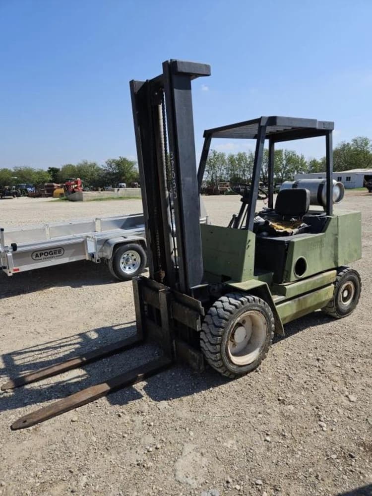 Clark GPS30 Construction Forklifts for Sale | Tractor Zoom