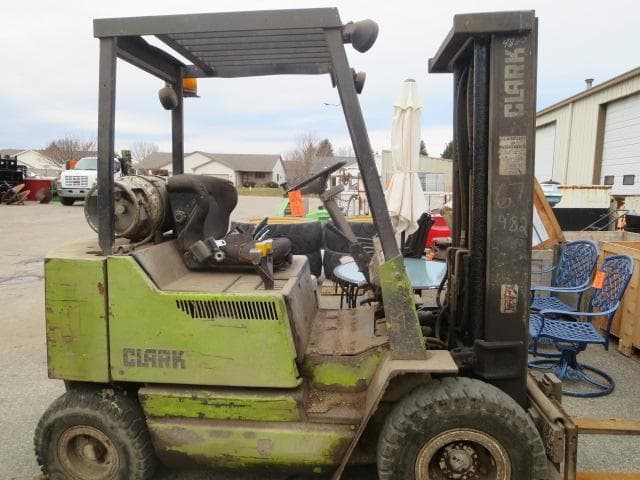 Clark GPX20 Construction Forklifts for Sale | Tractor Zoom