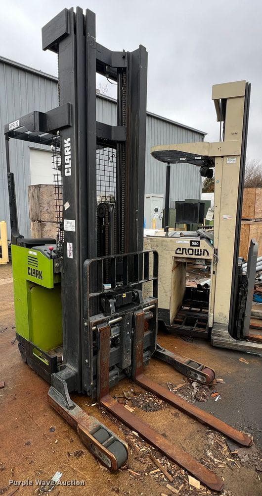 SOLD - Clark NPR22 Construction Attachments | Tractor Zoom