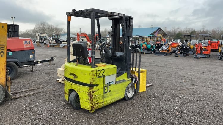 Clark TMG15S Construction Forklifts for Sale | Tractor Zoom
